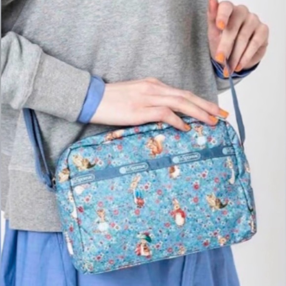 Lesportsac | Bags | Lesportsac X Peter Rabbit Crossbody Bag Limited ...